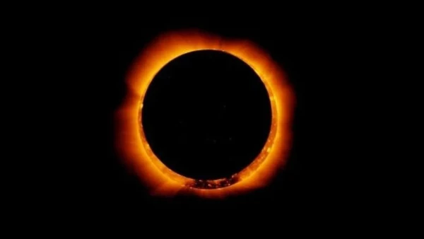 Gerhana Bulan Total pada 3 Maret 2026, LFNU PCNU Jombang Imbau ...