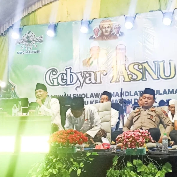 KH Hamdi Sholeh Ungkap Alasan Umat Islam Harus Selalu Bershalawat ...